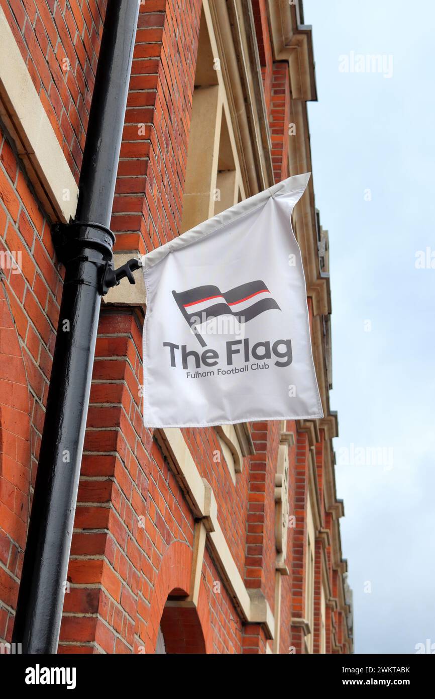 Fulham logo hi-res stock photography and images - Alamy