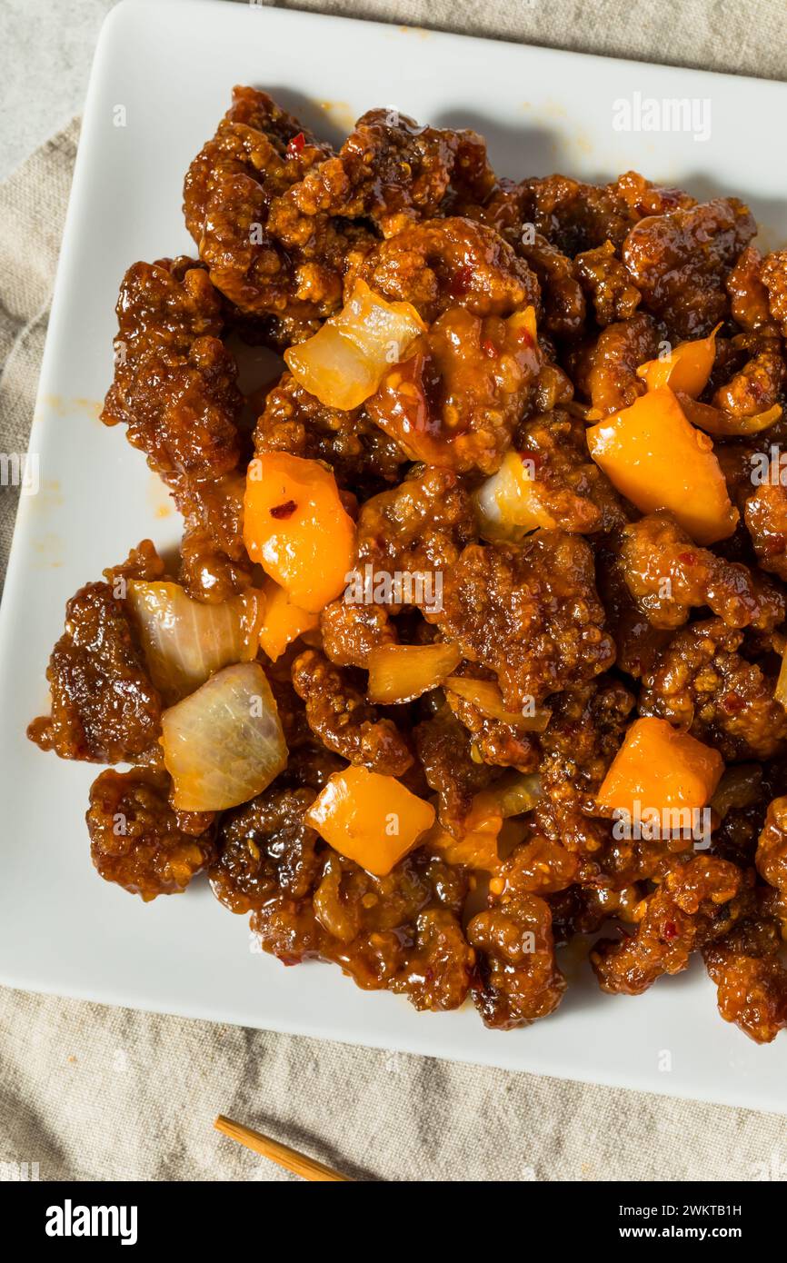 Asian beijing beef hi-res stock photography and images - Alamy