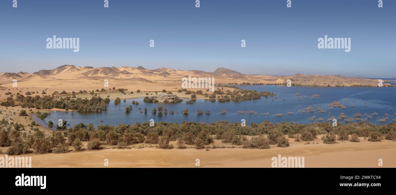 Lake nasser fishing hi-res stock photography and images - Alamy