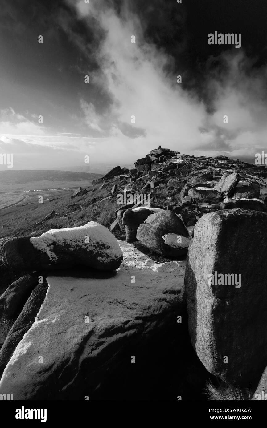 Winter view of Stanage Edge, Derbyshire; Peak District National Park ...