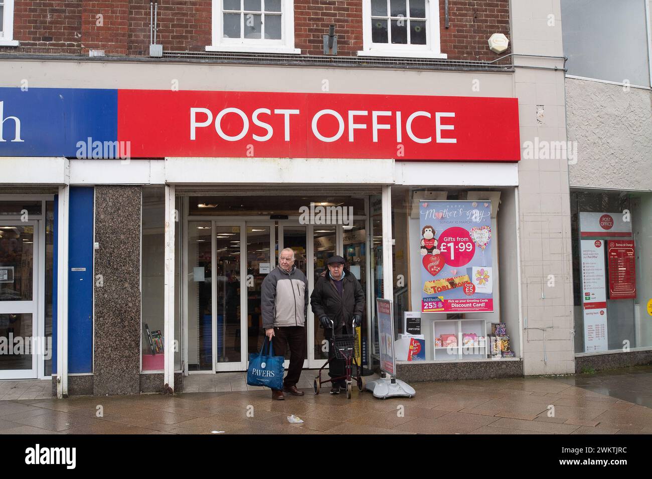 Mr bates vs the post office still hi-res stock photography and images ...