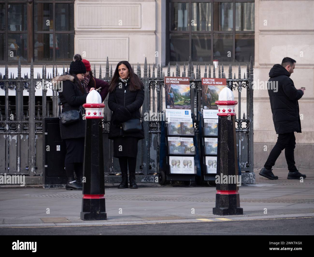 Jehovah's witness watch tower hi-res stock photography and images - Alamy