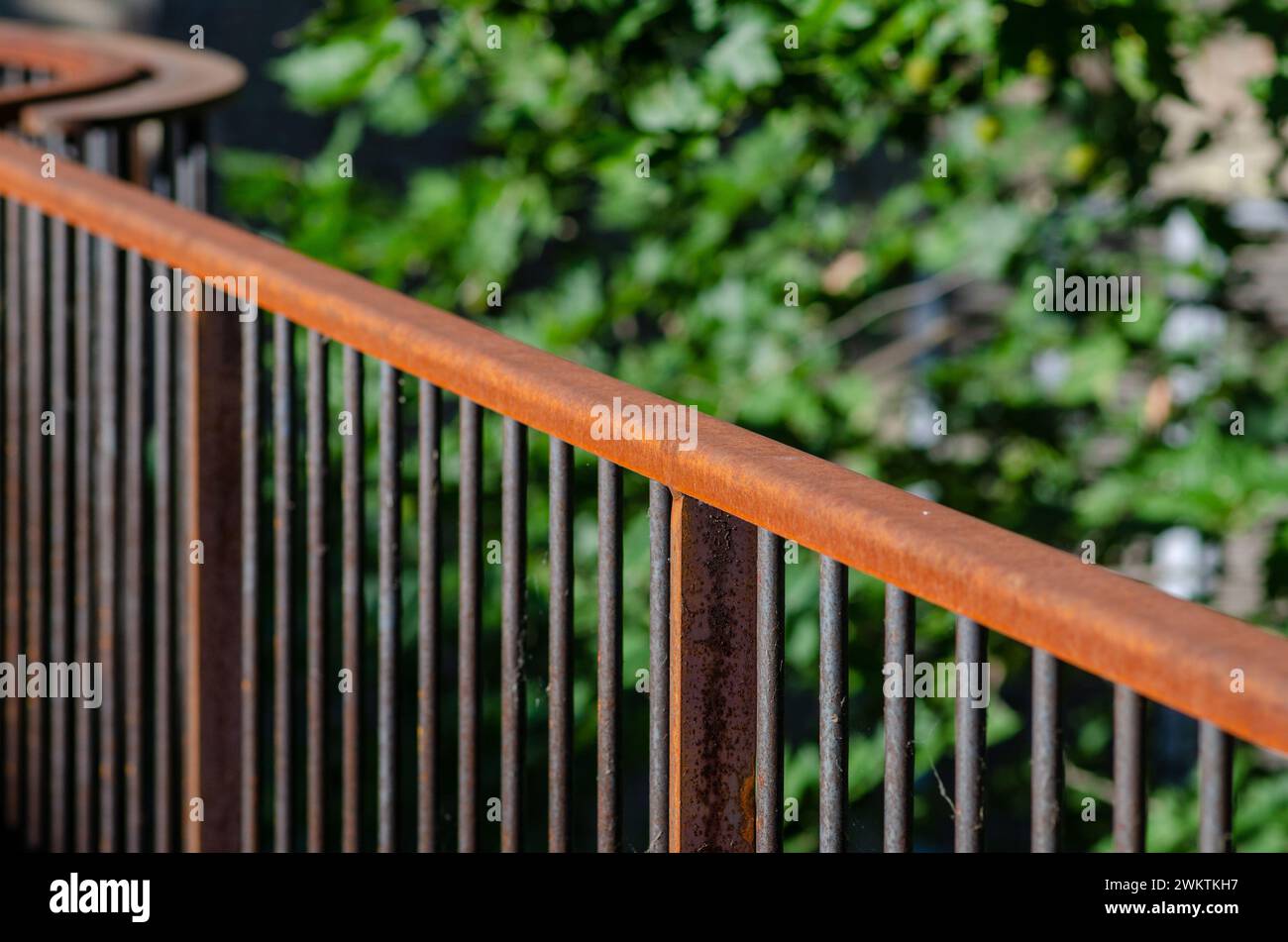 Corrosion beam structure hi-res stock photography and images - Alamy