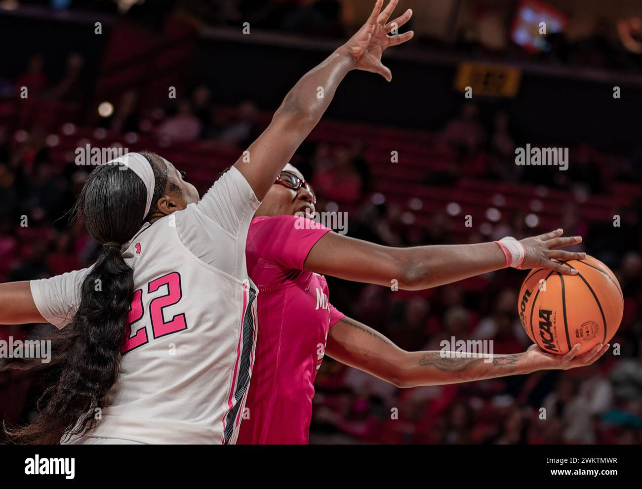 Women basketball players in action Stock Photo - Alamy