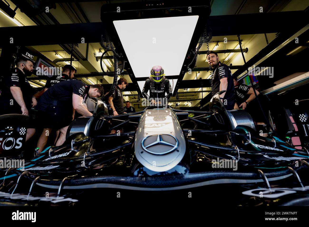 HAMILTON Lewis (gbr), Mercedes AMG F1 Team W15, portrait during the ...