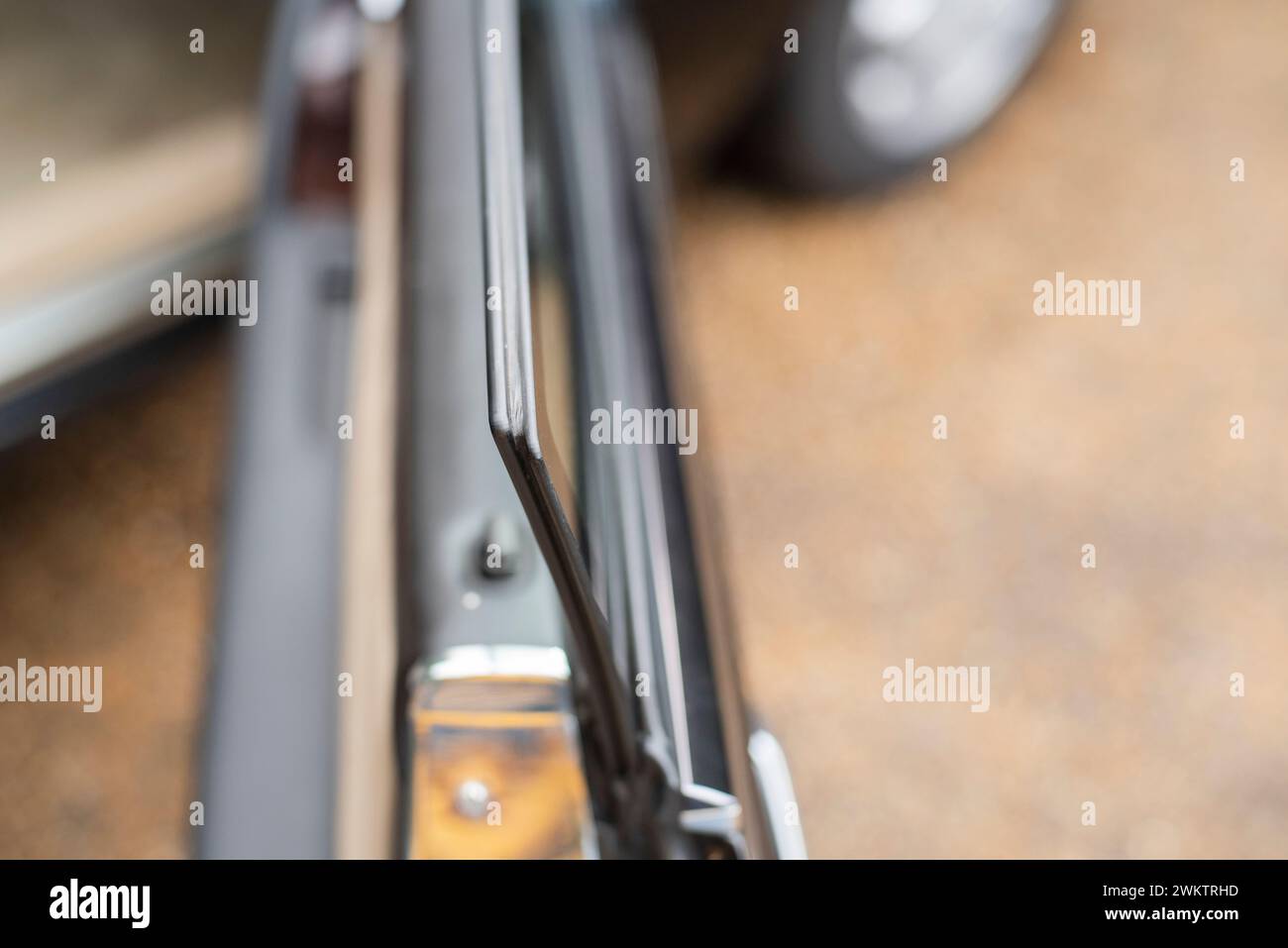 Mercedes w140 hi-res stock photography and images - Alamy