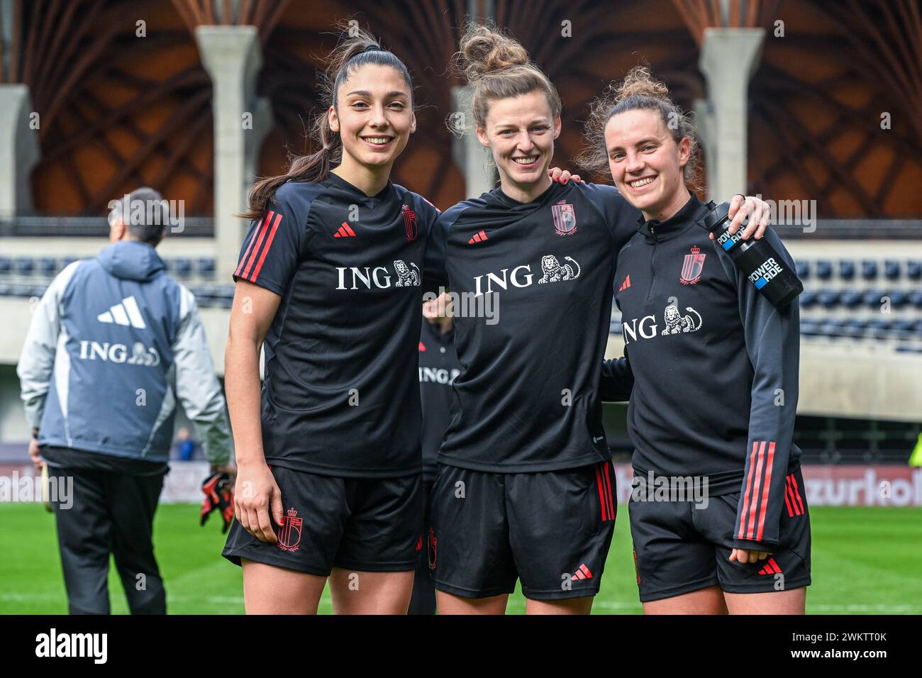 Felcsut, Hungary. 22nd Feb, 2024. Amber Tysiak (4) of Belgium, Yana ...