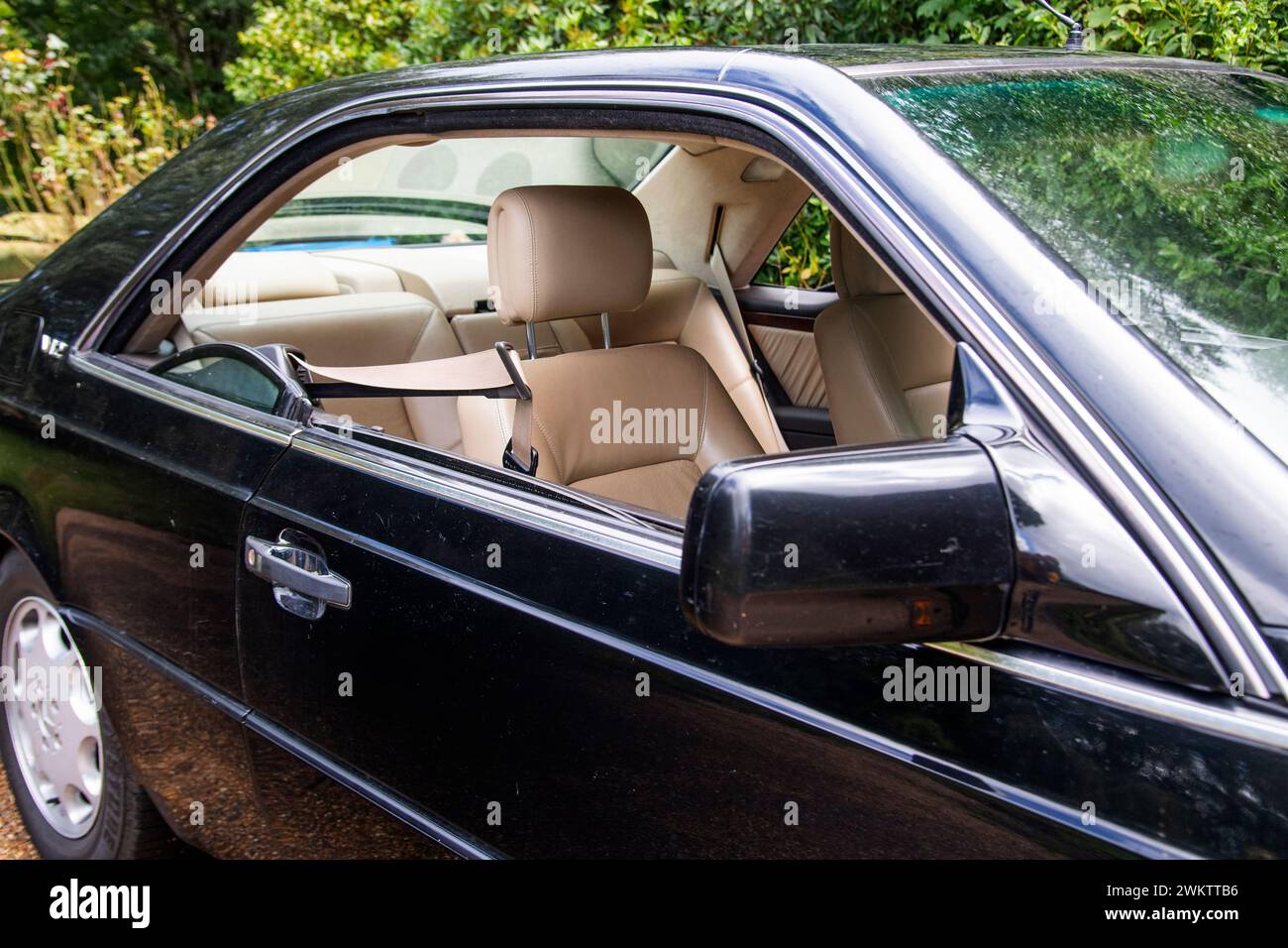 1993 W140 Mercedes 600SEC V12 S Class Coupe Stock Photo - Alamy