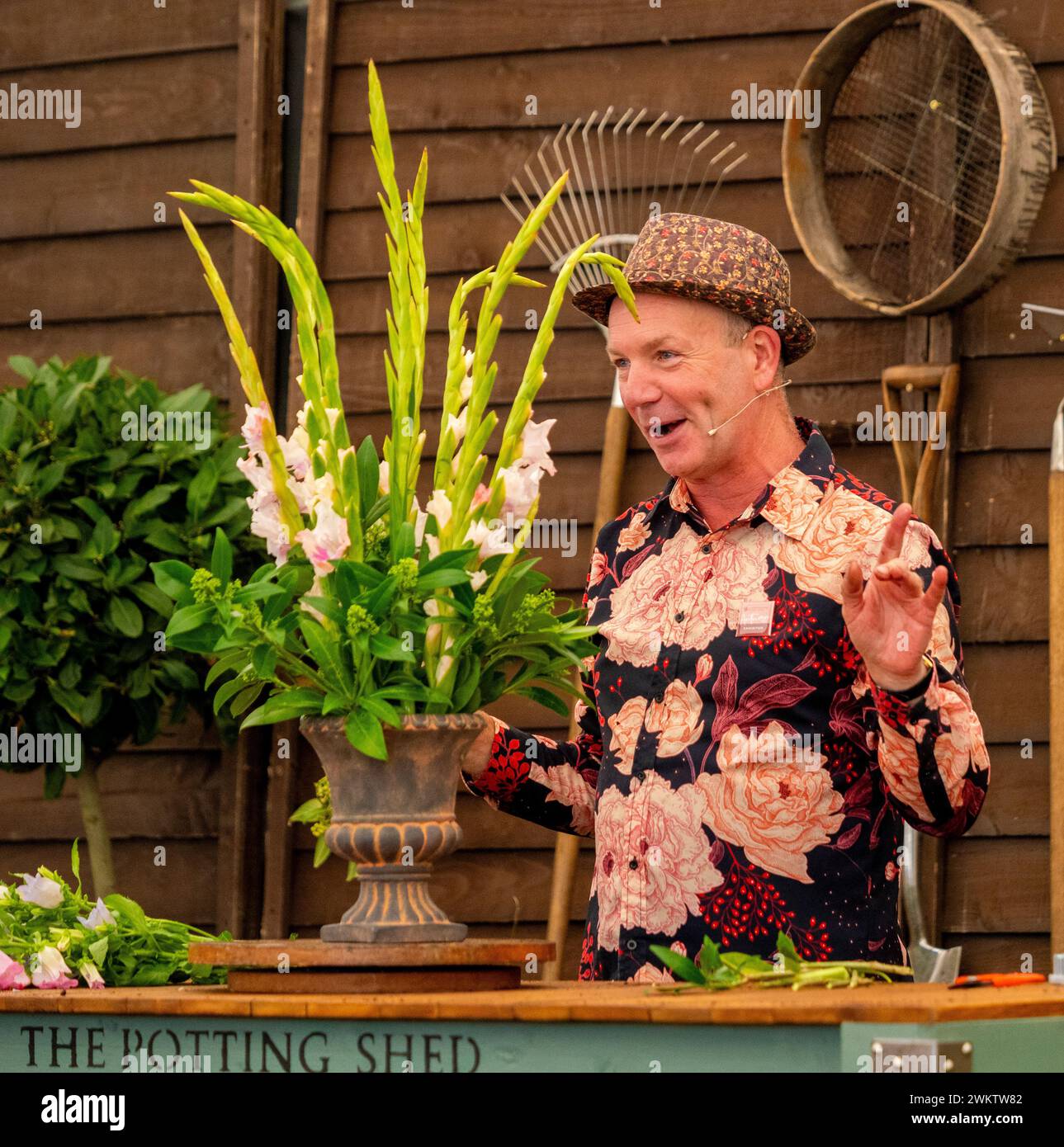 Tv show audience uk hi-res stock photography and images - Alamy