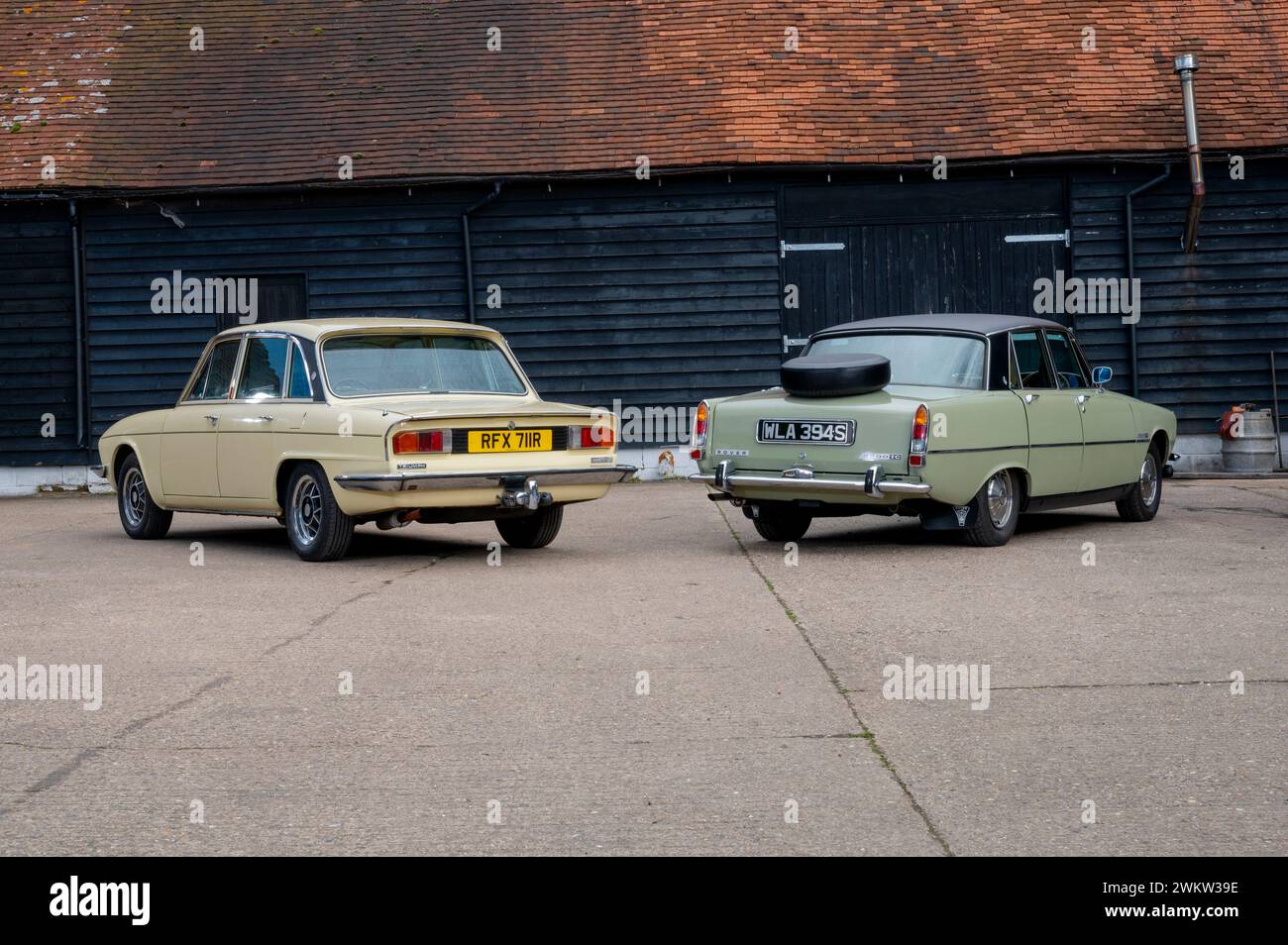 Rover P6 2200TC and Triumph 2500S 1970s British Sports saloon car ...