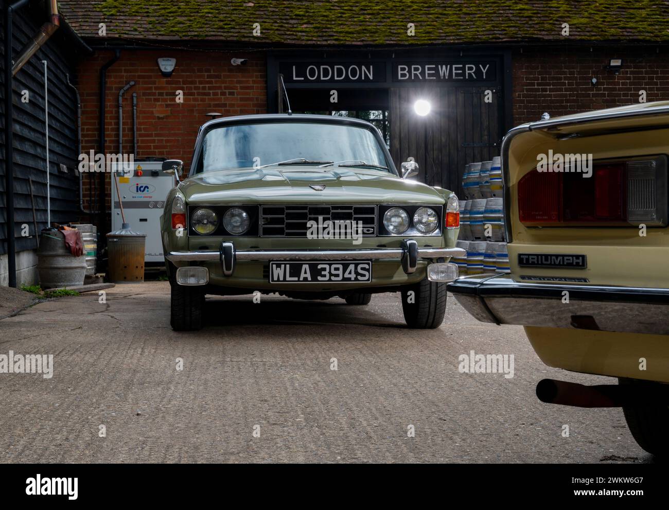 1970s British sports saloon rivals - the 1978 Rover 2200TC and 1977 ...