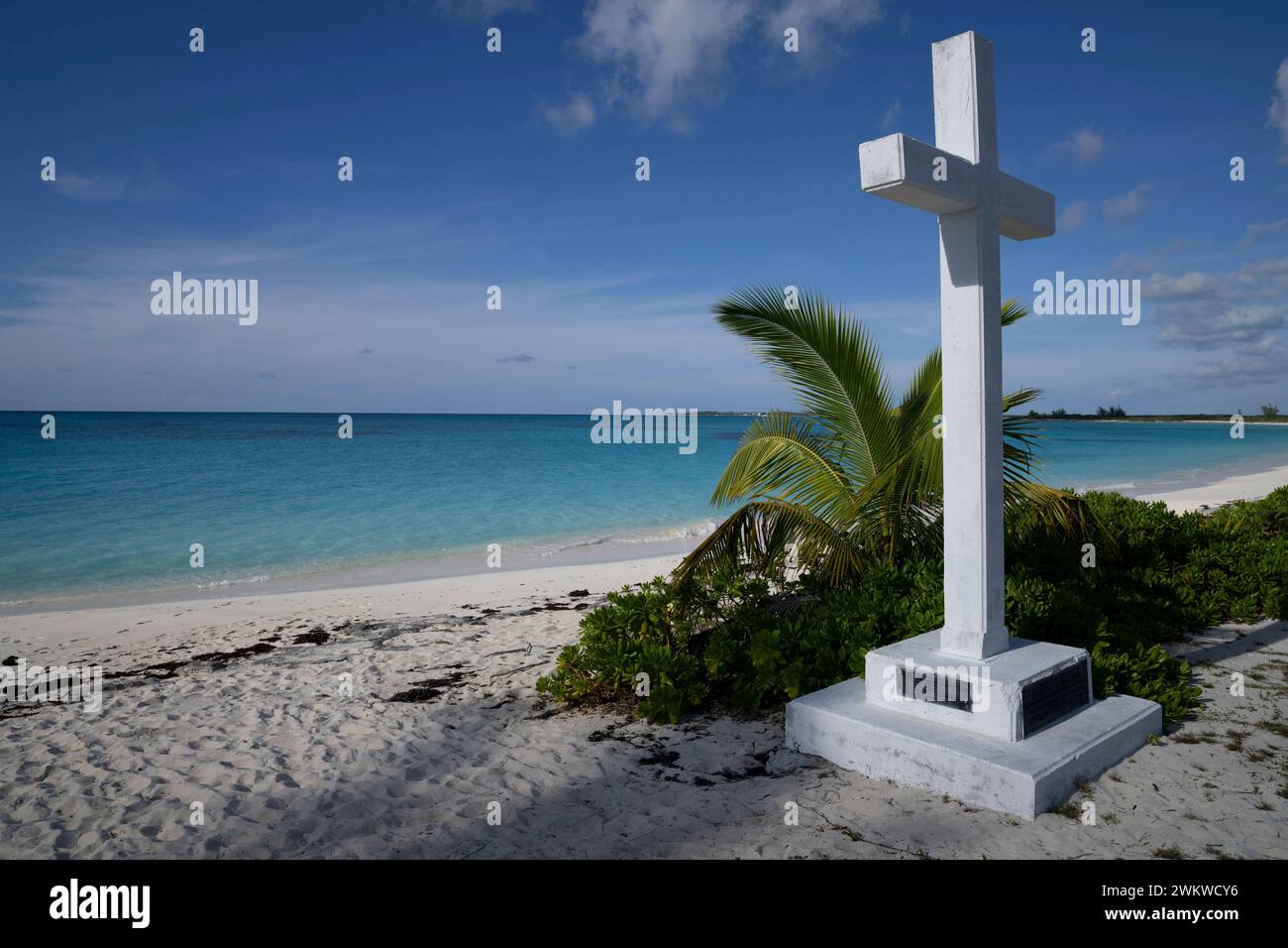 Columbus Monument and Cross on San Salvador Island Bahamas, Columbus ...