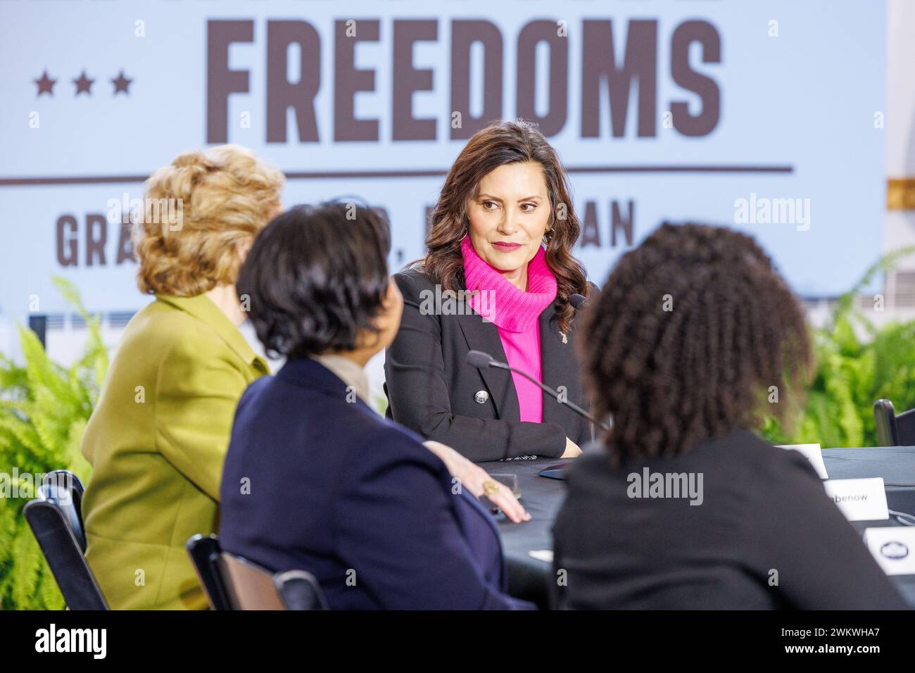 Gretchen in the church hi-res stock photography and images - Alamy