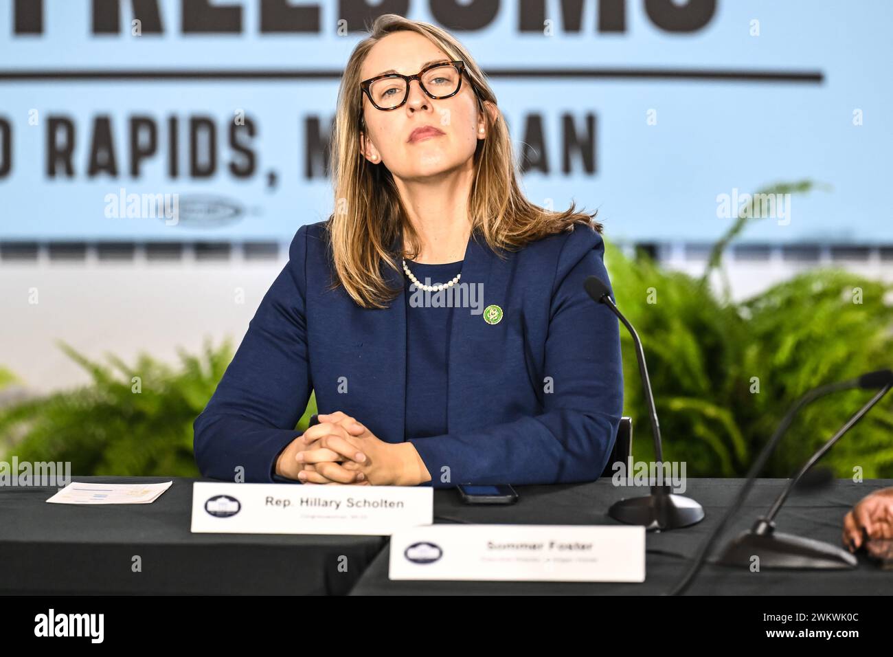 Hillary scholten hi-res stock photography and images - Alamy