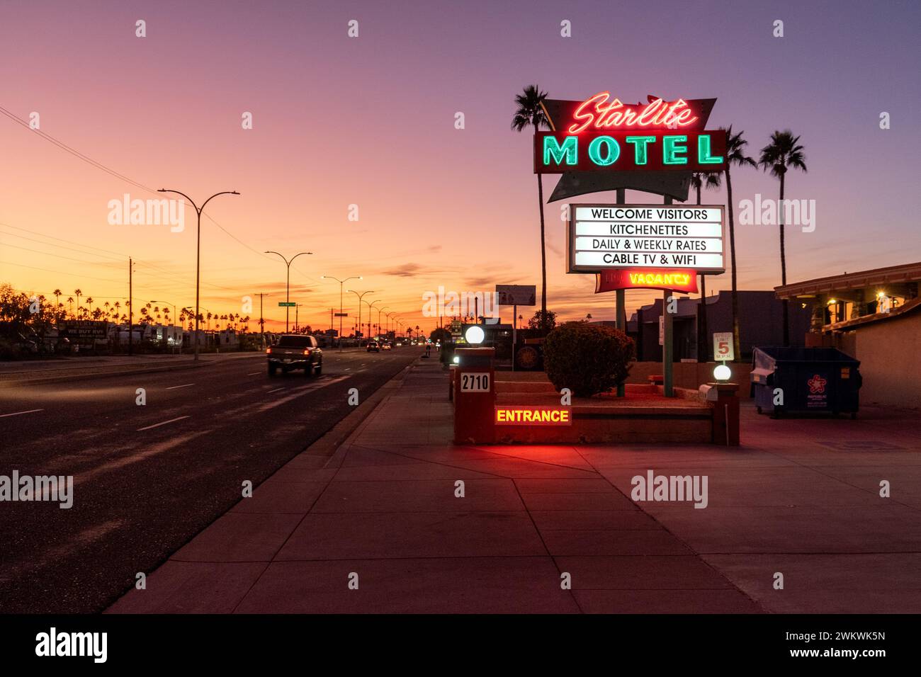 Neon Motel sign, Starlite Motel Mesa, Phoenix, Arizona, USA Stock Photo ...