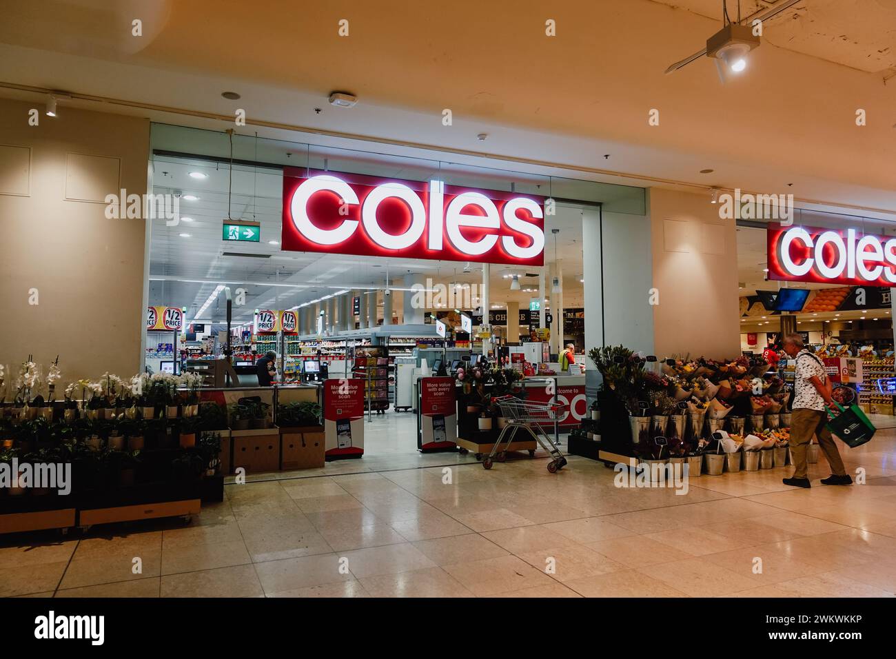 Coles supermarket australia hi-res stock photography and images - Alamy