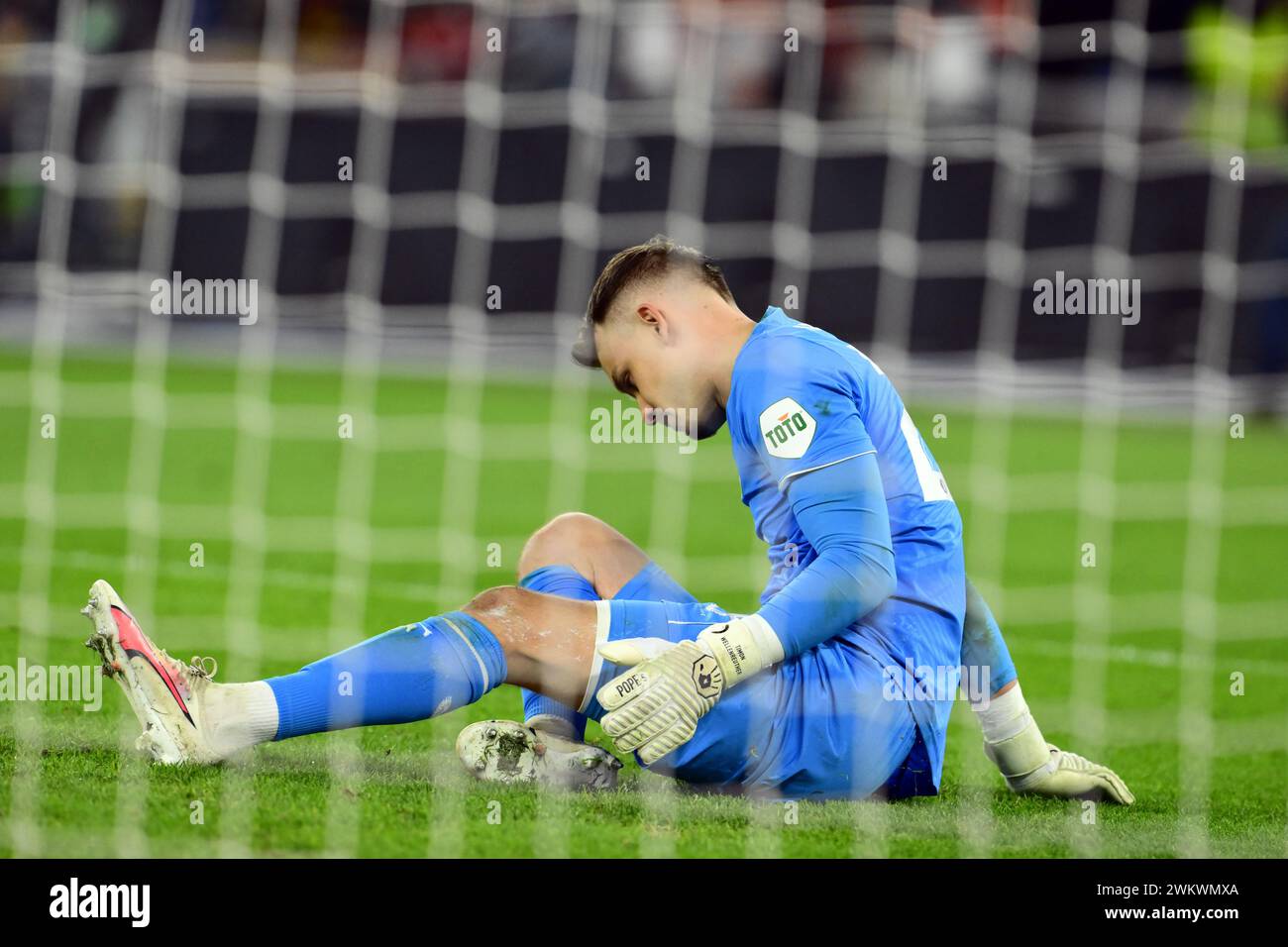ROME - Feyenoord goalkeeper Timon Wellenreuther disappointed after the ...
