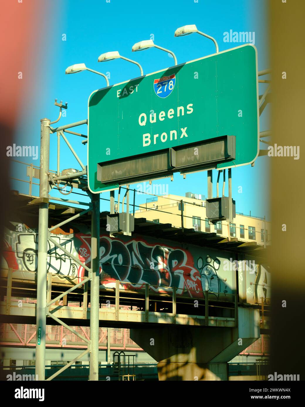 Brooklyn queens expressway hi-res stock photography and images - Alamy