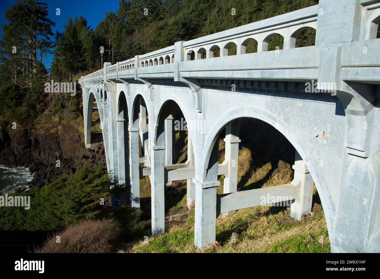 Otter crest loop road hi-res stock photography and images - Alamy