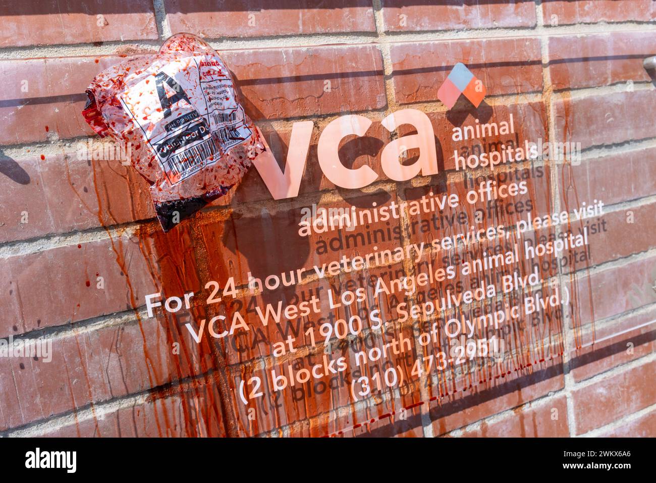 Fake blood supplies hi-res stock photography and images - Alamy