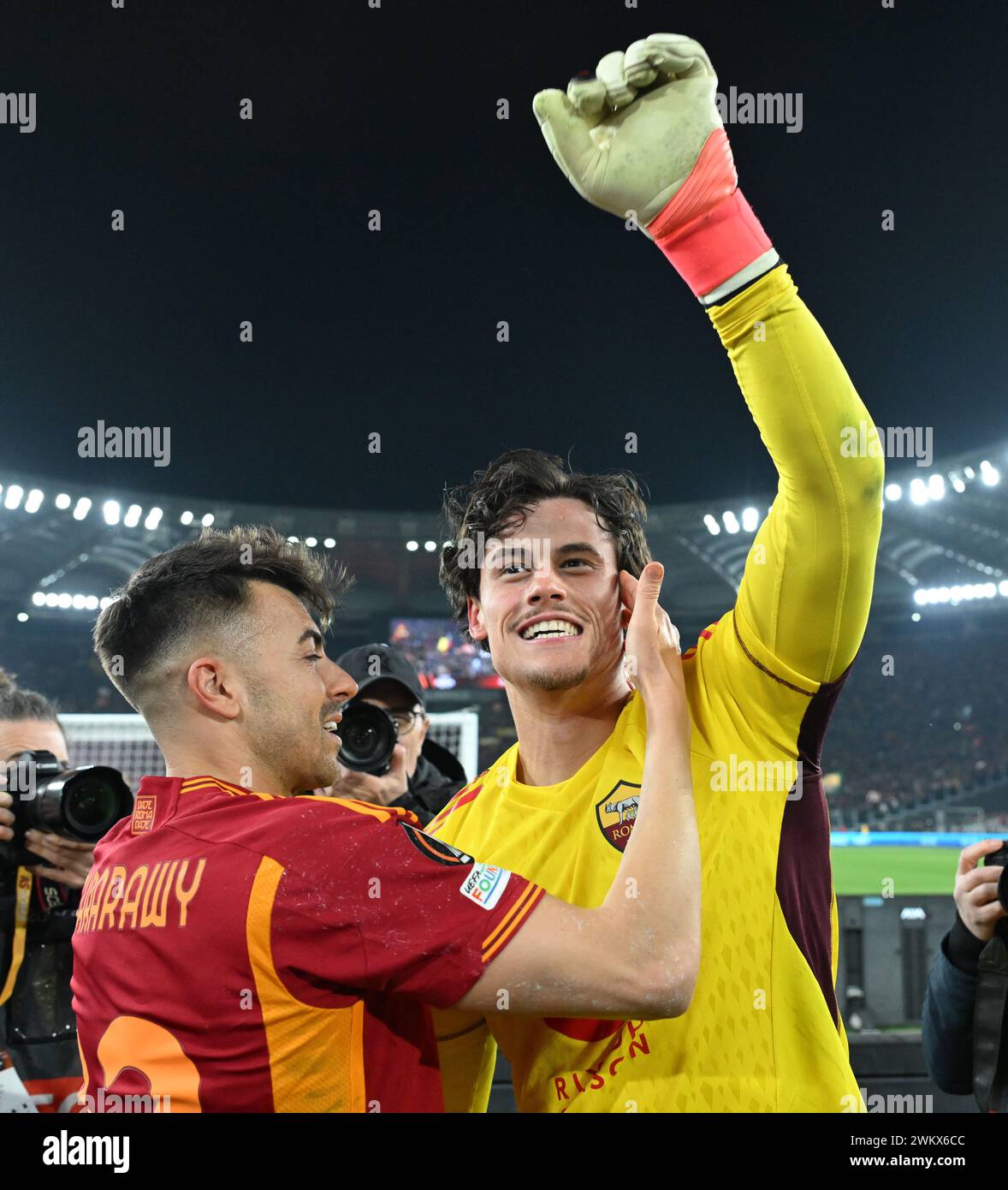 Rome, Italy. 22nd Feb, 2024. Roma's goalkeeper Mile Svilar (R ...
