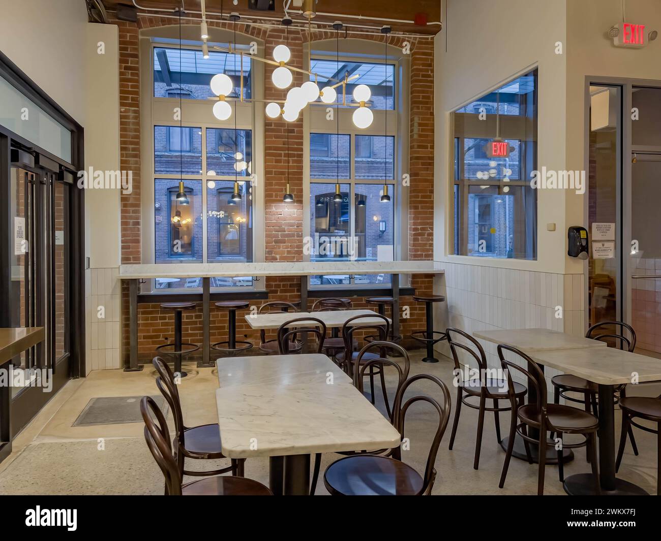 Boston coffee shop hi-res stock photography and images - Alamy