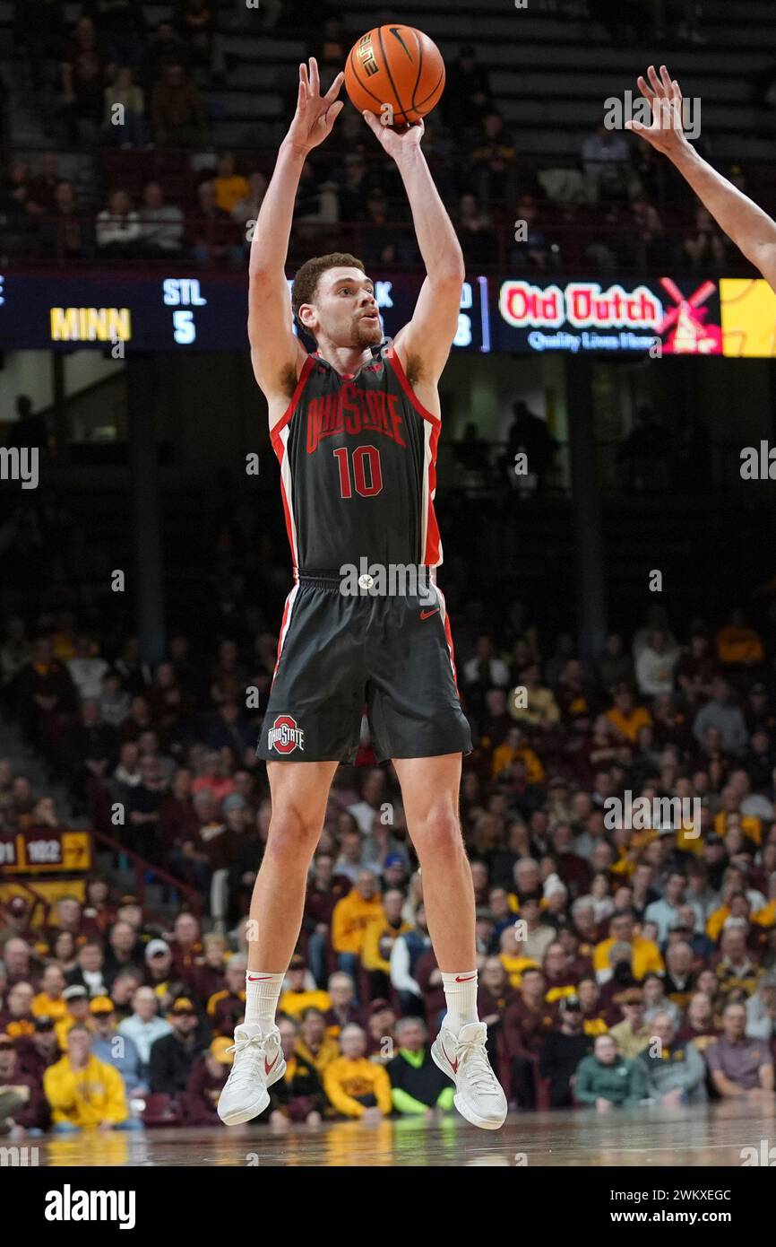 Ohio State forward Jamison Battle shoots during the second half of an ...