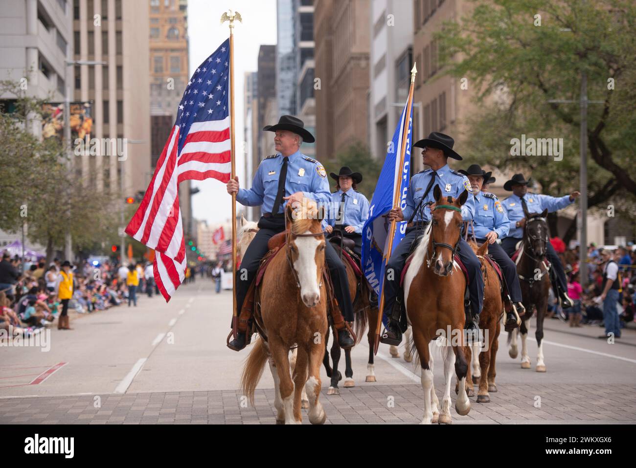 Horse police houston hi-res stock photography and images - Alamy