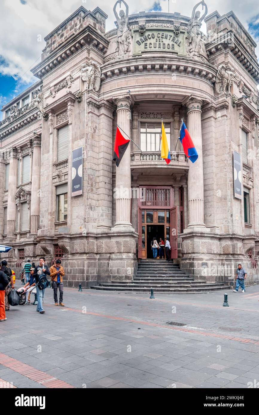 Central bank of ecuador building hi-res stock photography and images ...