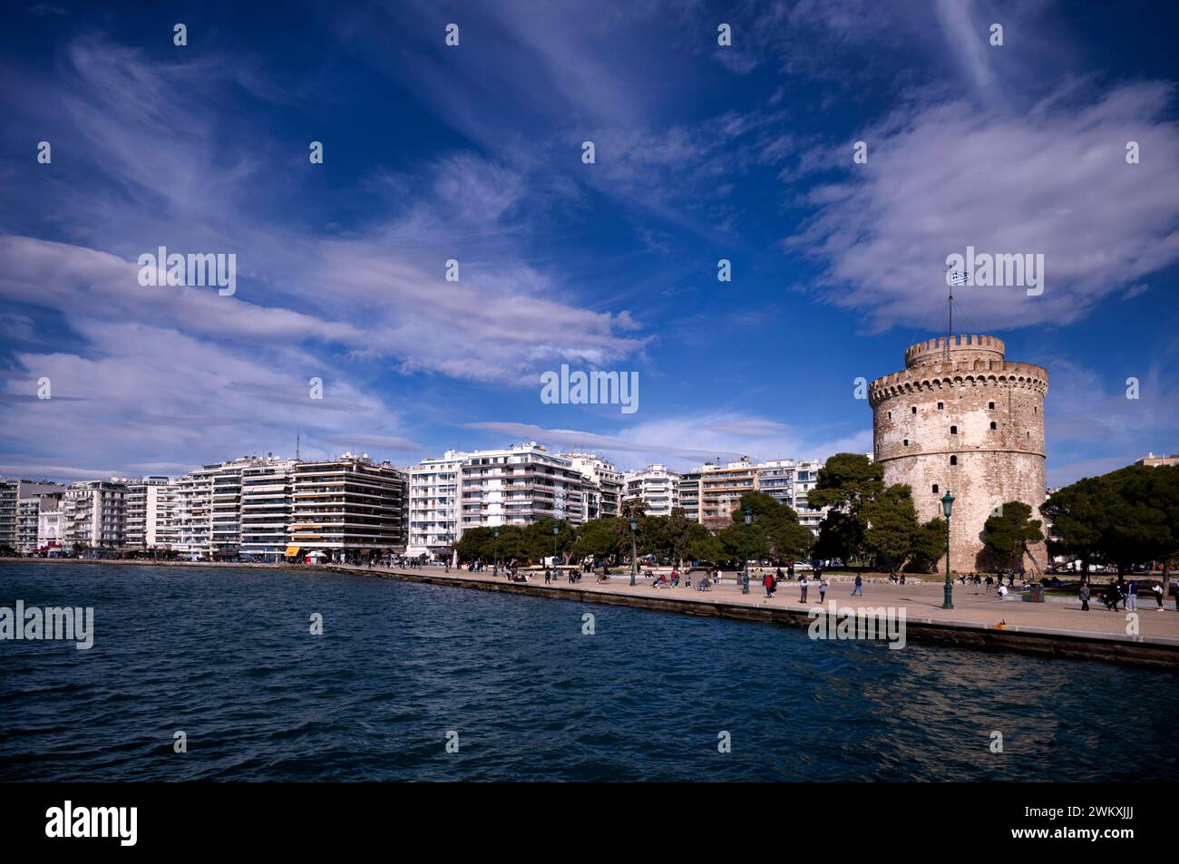 White Tower, waterfront promenade, skyline, Thessaloniki, Macedonia ...