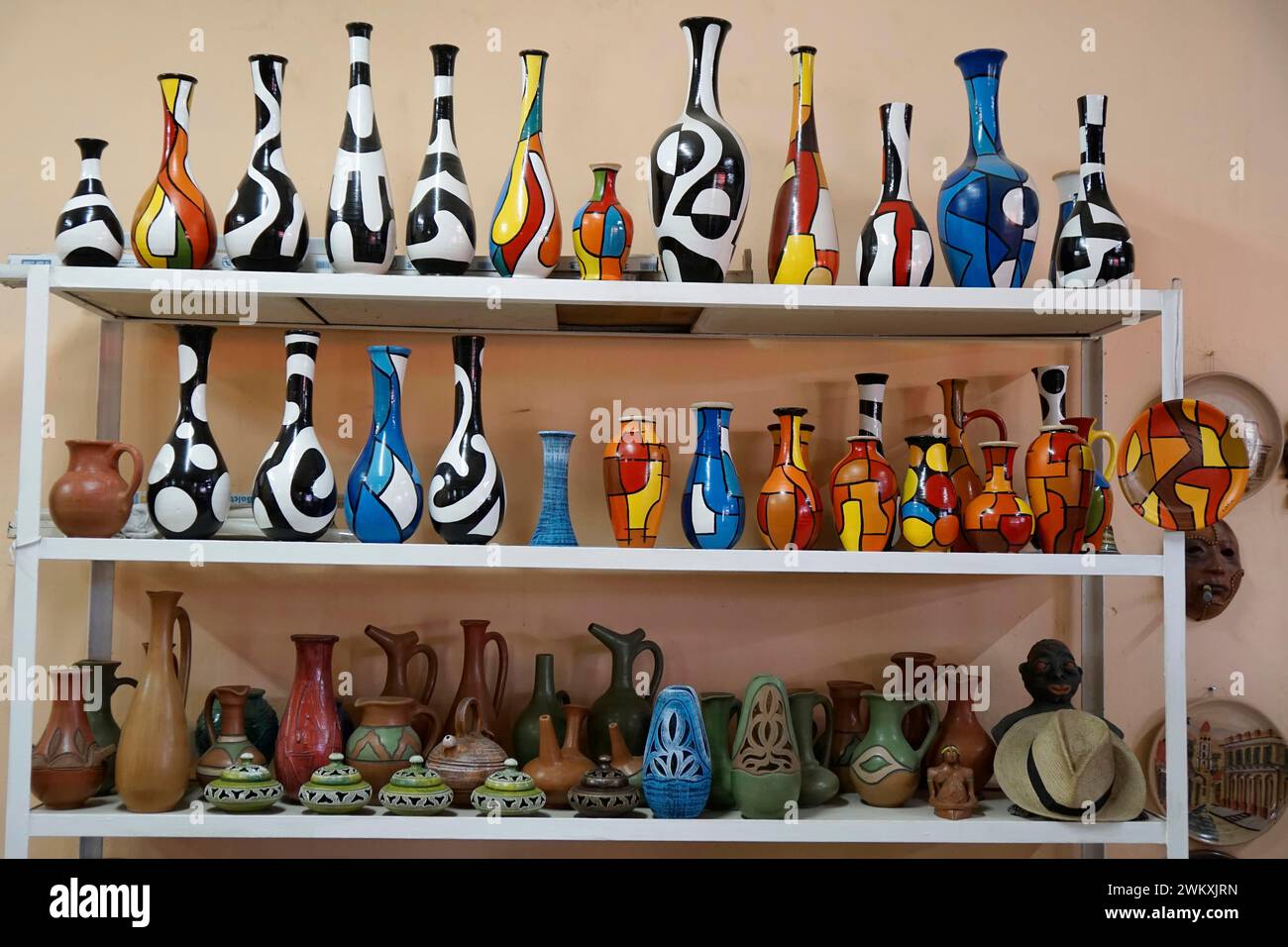 Vases, jugs, water jars, pottery, souvenirs, Trinidad, Cuba, Greater ...