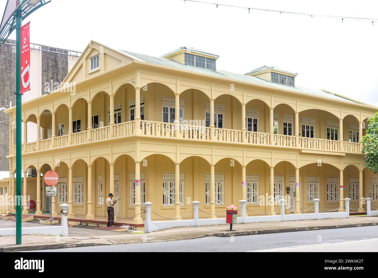 Fijian house hi-res stock photography and images - Alamy