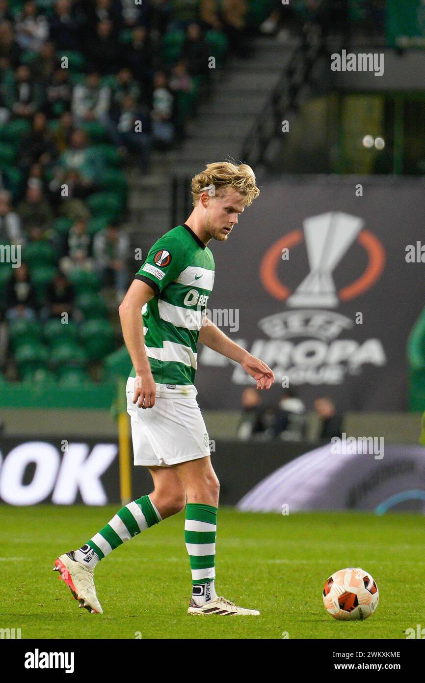 Lisbon, Portugal. 22nd Feb, 2024. Morten Hjulmand of Sporting CP in ...