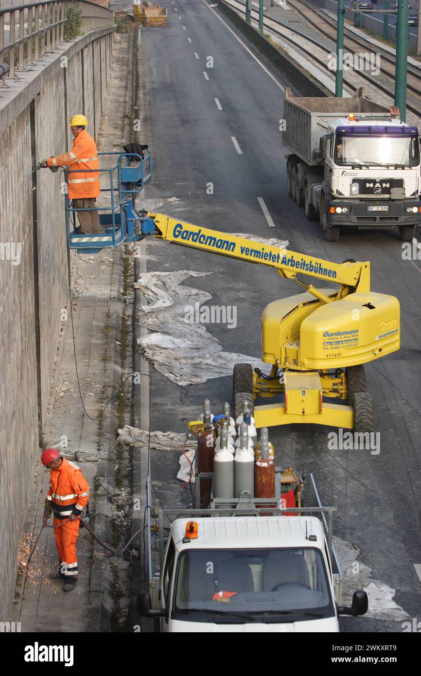 Autobahnerneuerung hi-res stock photography and images - Alamy