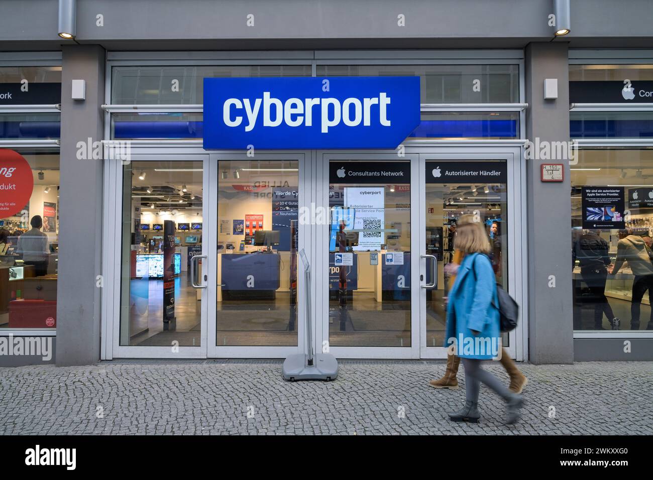 Cyberport logo hi-res stock photography and images - Alamy