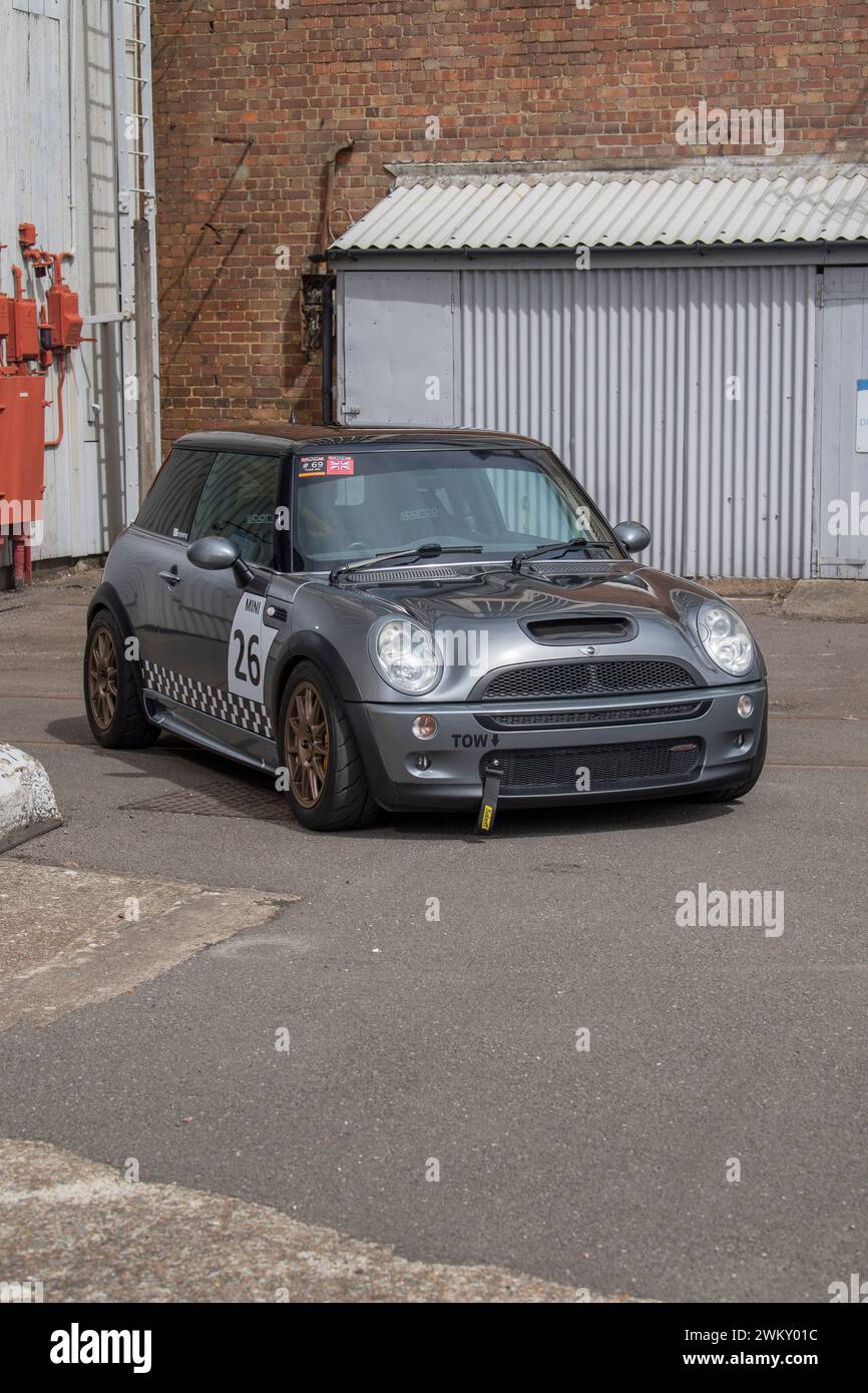 Modified R53 Mini Cooper S (2002-2006) personalised but the owner Stock ...