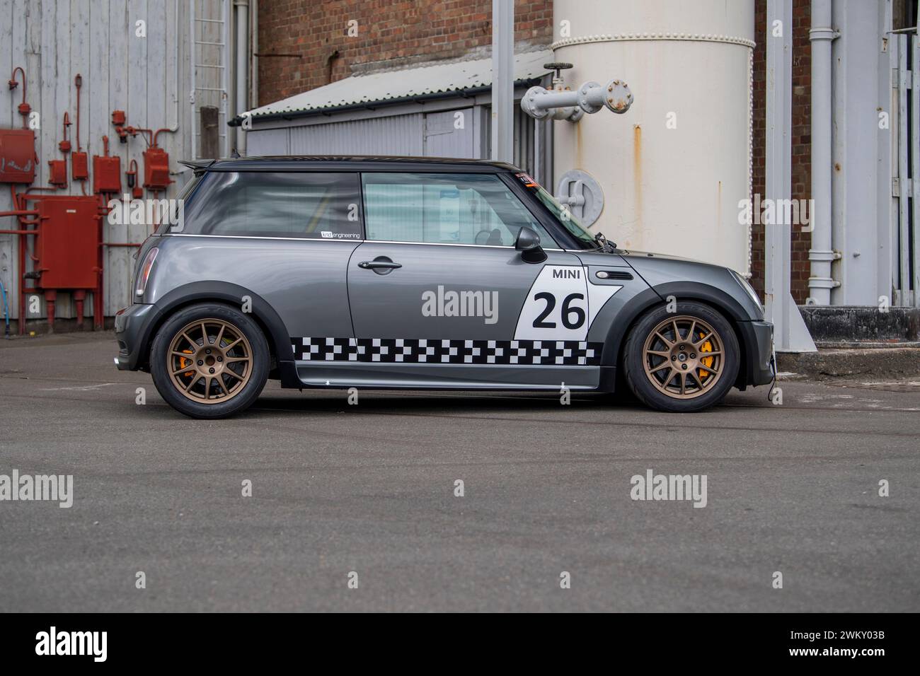 Modified R53 Mini Cooper S (2002-2006) personalised but the owner Stock ...