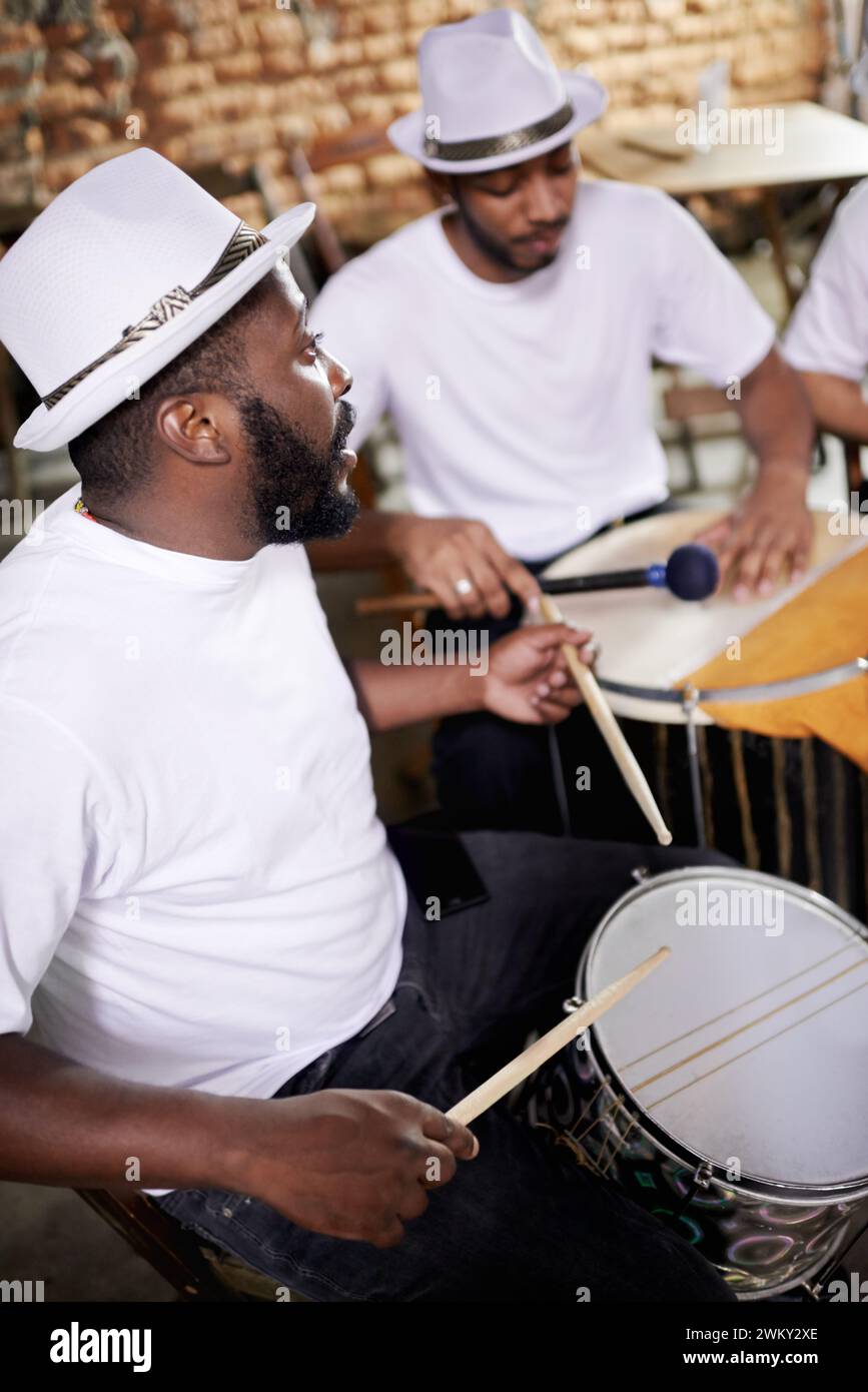 Audio club brazil hi-res stock photography and images - Alamy