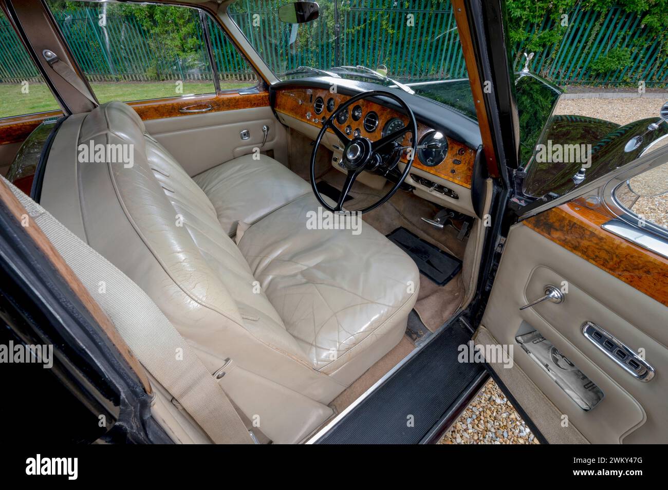 Rolls Royce Silver Spur luxury british classic car Stock Photo - Alamy