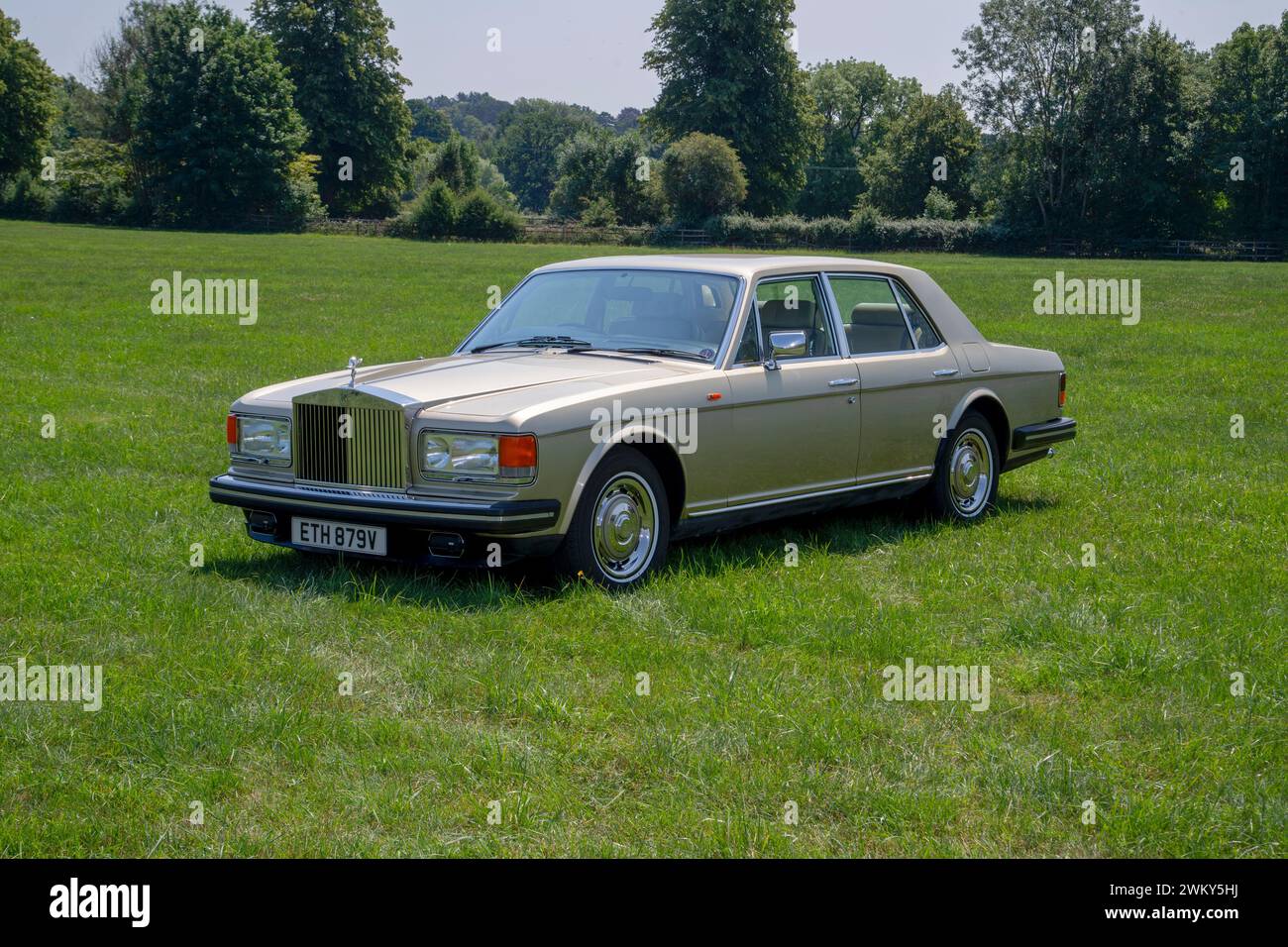 Rolls Royce Silver Spur luxury british classic car Stock Photo - Alamy
