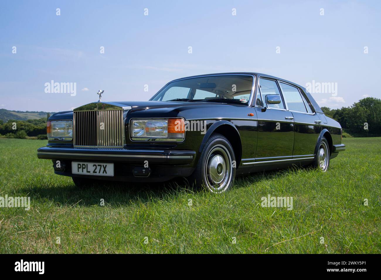 Rolls Royce Silver Spur luxury british classic car Stock Photo - Alamy