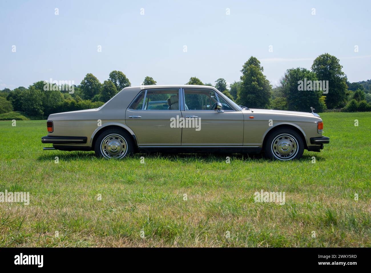 Rolls Royce Silver Spur luxury british classic car Stock Photo - Alamy