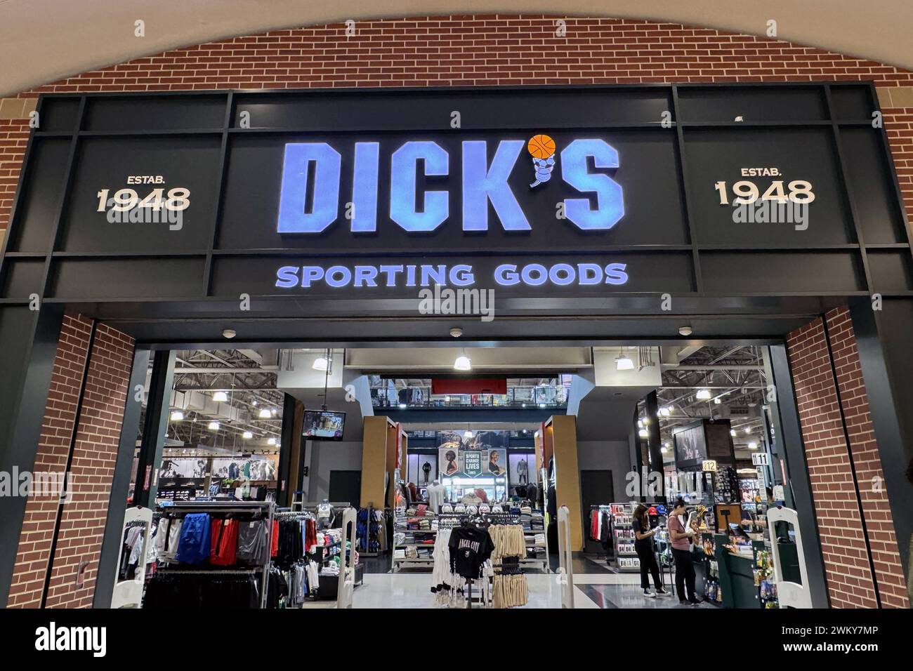 A Dick's Sporting Goods store at the Los Cerritos Center shopping mall ...