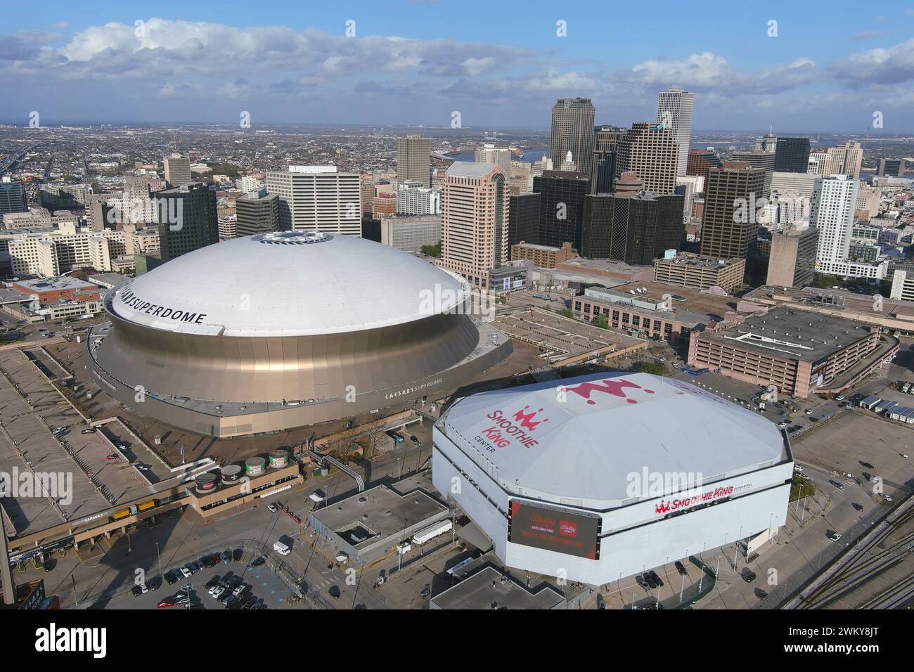 King center hi-res stock photography and images - Alamy