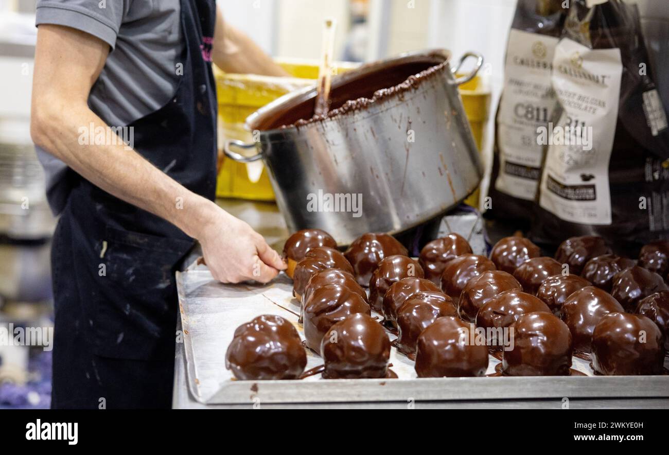 100 years choux batter hi-res stock photography and images - Alamy
