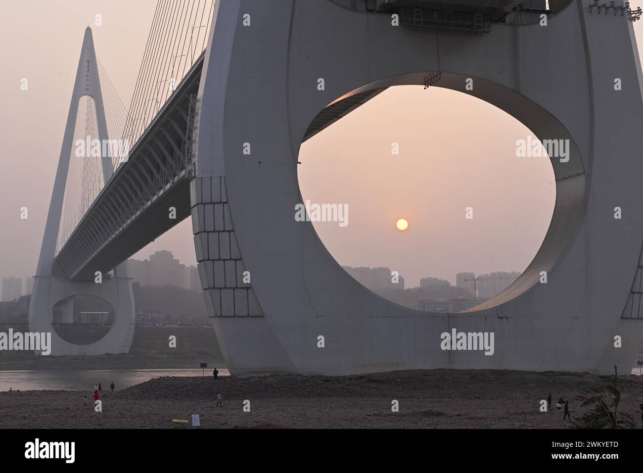 Magnificent scene of Baijusi Yangtze River Bridge in Chongqing, China ...