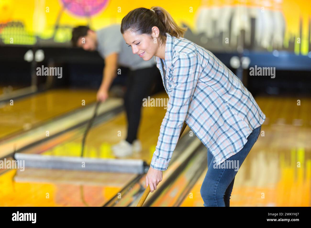 Bowling pin high speed hi-res stock photography and images - Alamy