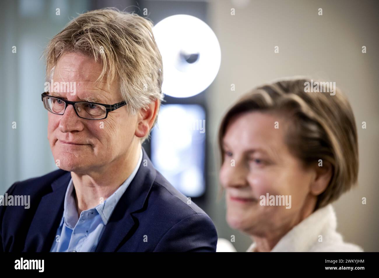 THE HAGUE - Henk te Velde (l), professor of national history and Carla ...