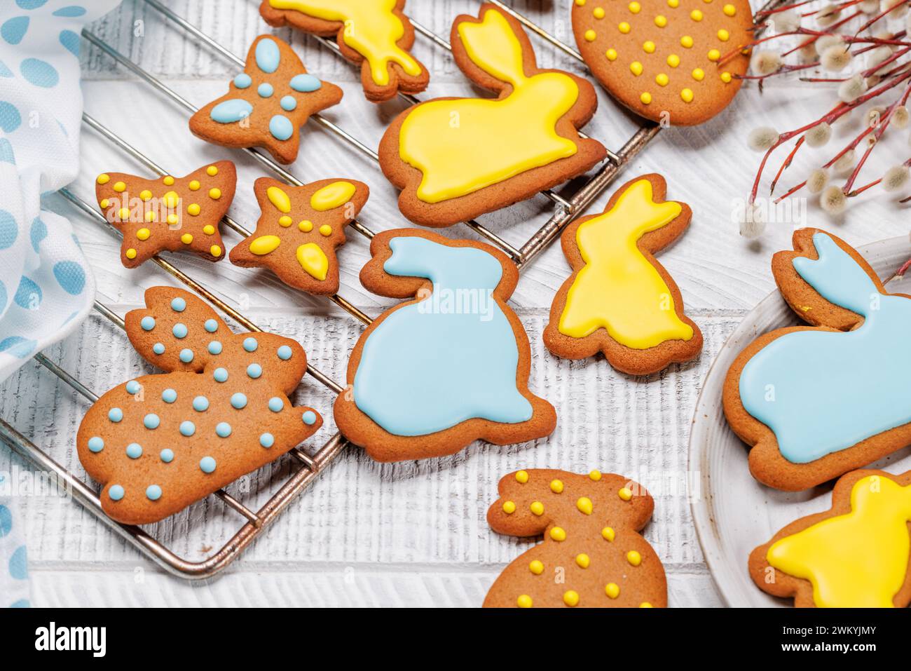 Adorable cookie shapes hi-res stock photography and images - Alamy