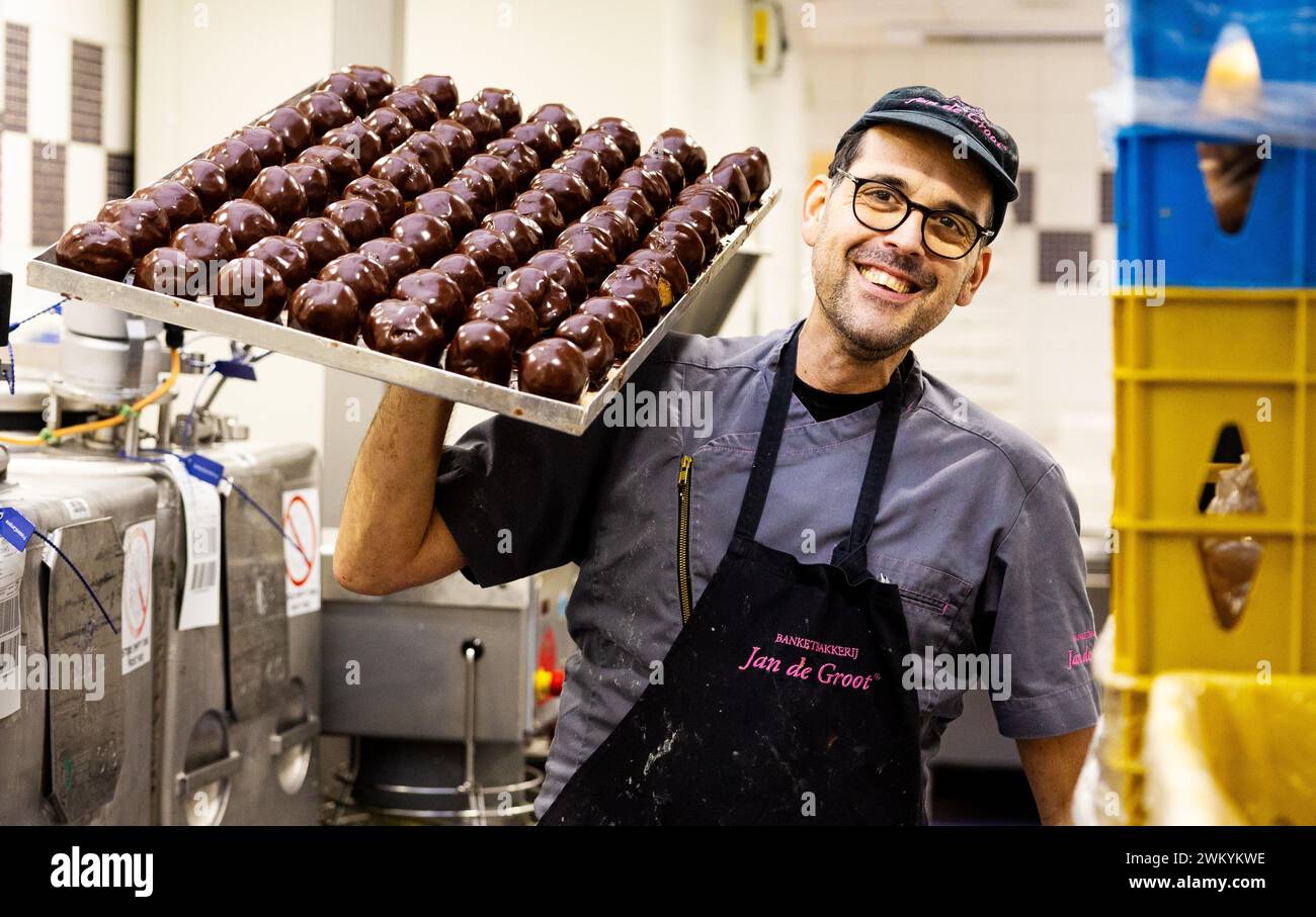 100 years choux batter hi-res stock photography and images - Alamy